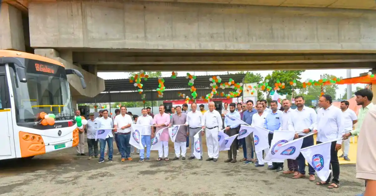 PMI Adds 22 Electric Buses In Rajkot: Gondal Charging Station Launched